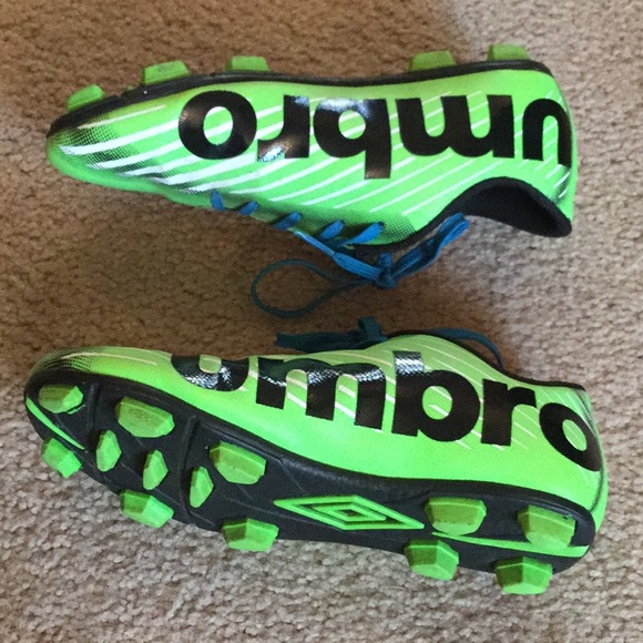 Umbro | Shoes | Umbro Boys Cleats | Poshmark